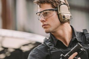 Tactical gear leading brands Camelbak, Blackhawk, 5.11, SOG, Oakley ...